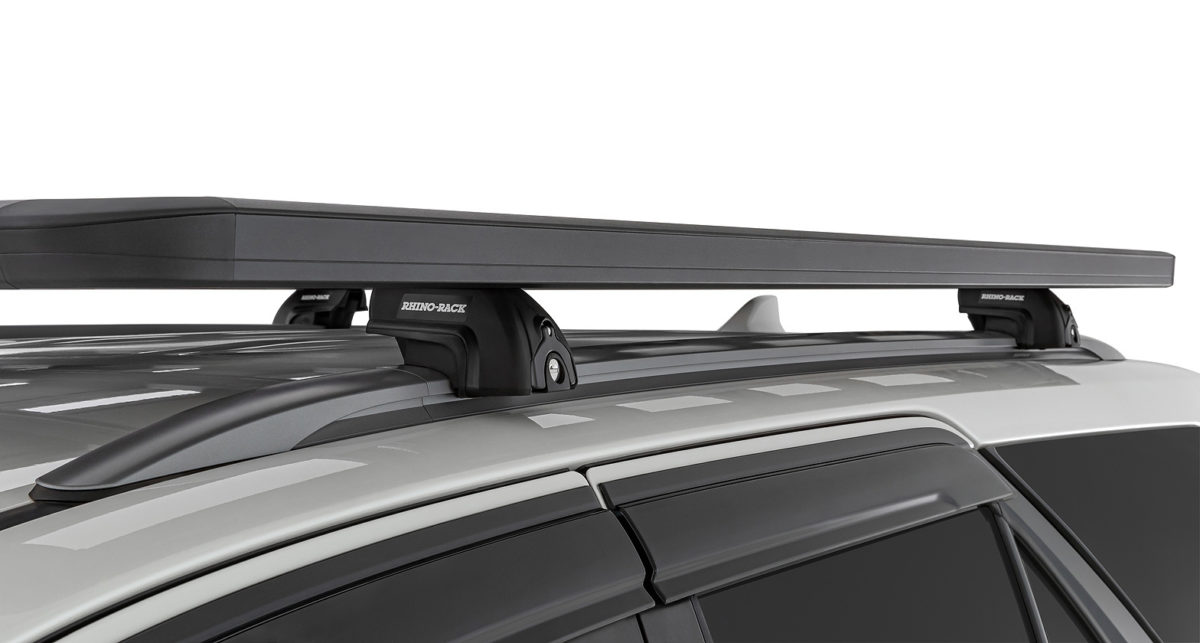 Toyota Fortuner with Flush Rails Rhino Pioneer 6 Platform System (11/15 ...
