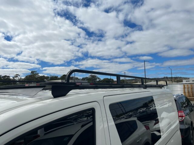 Toyota Hiace LWB June 2019on Wedgetail Commercial-Max Tradesman Roof ...