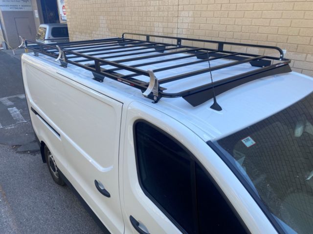 Mitsubishi Express LWB 2021on Wedgetail Commercial-Max Tradesman Roof ...