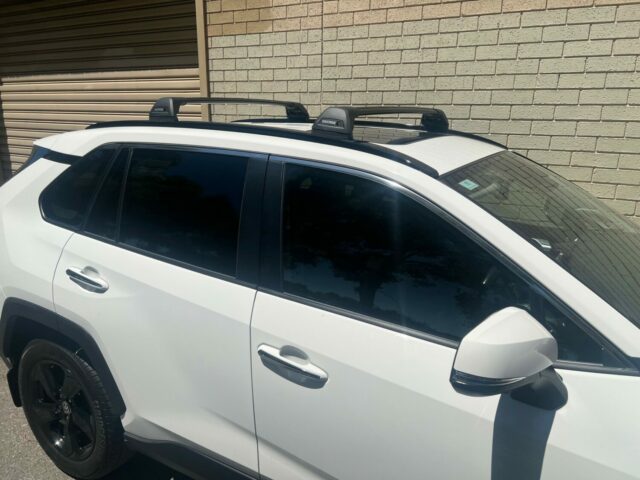Toyota Rav4 (with factory rails) 05/19on Yakima Flush Black Bars (pr ...