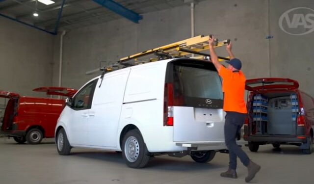 Hyundai Staria Load VAS 3 BAR COMMERCIAL TRACK MOUNT ROOF RACK WITH ...