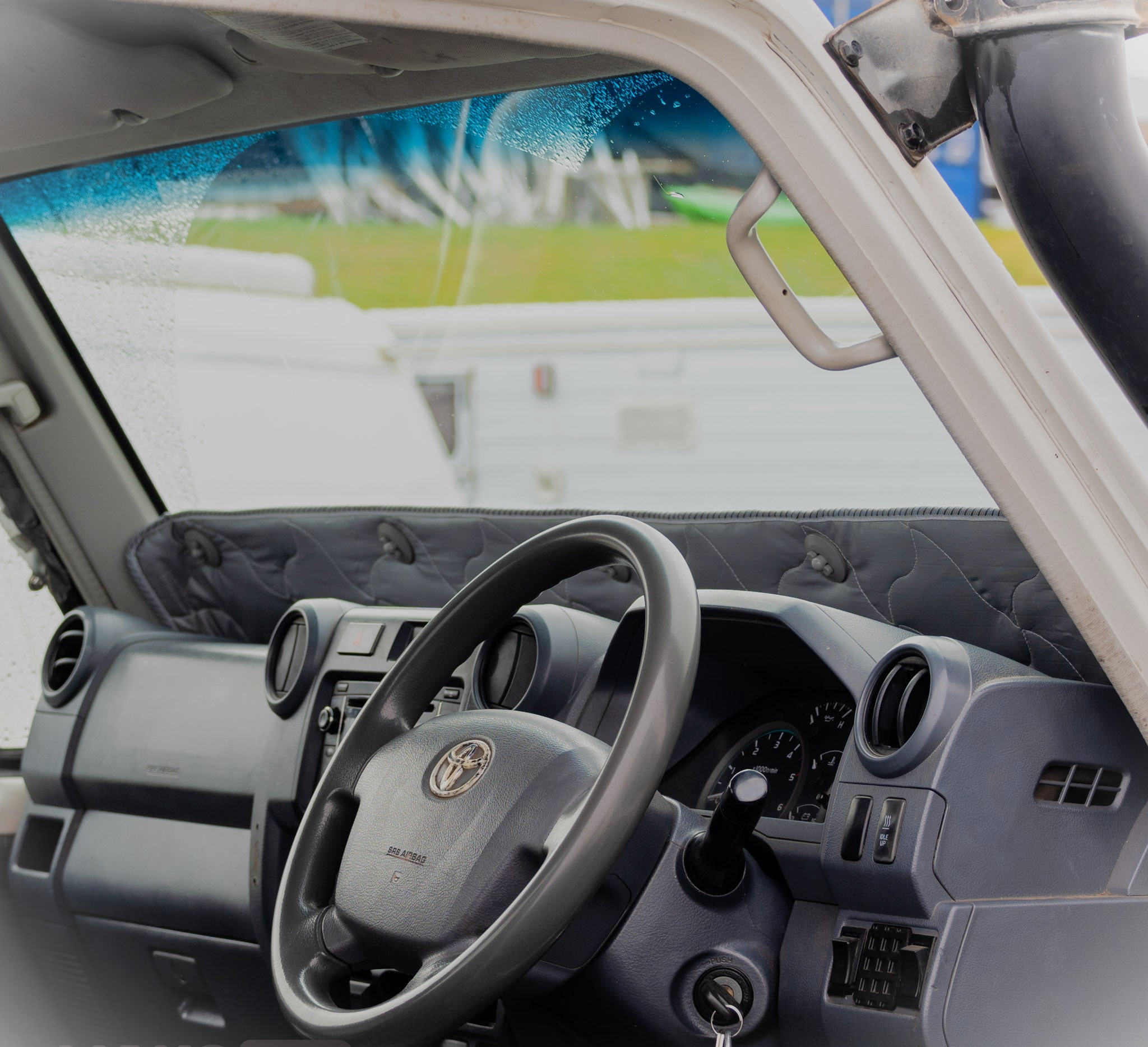 Solarscreen Dash Shade - Toyota Landcruiser 60 Series - Bonnet anti ...