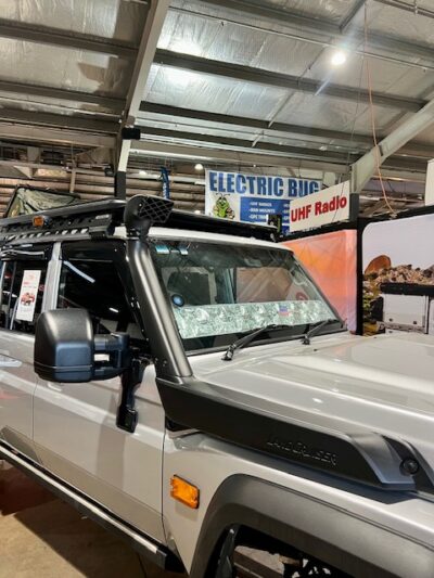 Toyota LandCruiser 70-79 Series - Bonnet anti-glare strip | Solarscreen ...