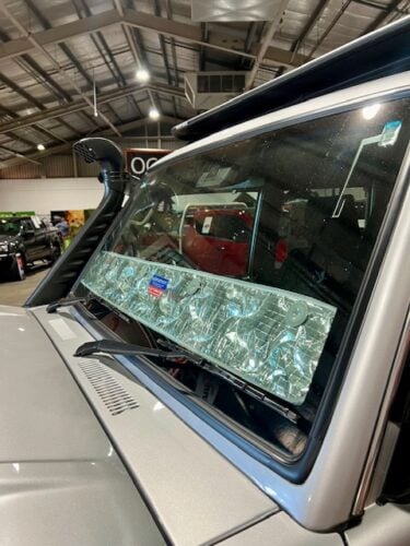 Toyota LandCruiser 70-79 Series - Bonnet anti-glare strip | Solarscreen ...