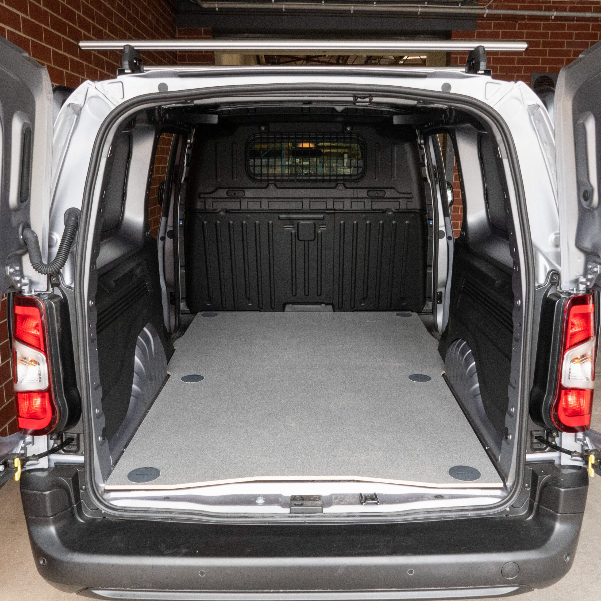 Peugeot Partner (2019 Onwards) Short Dual Side Door Van Floor - Roof ...