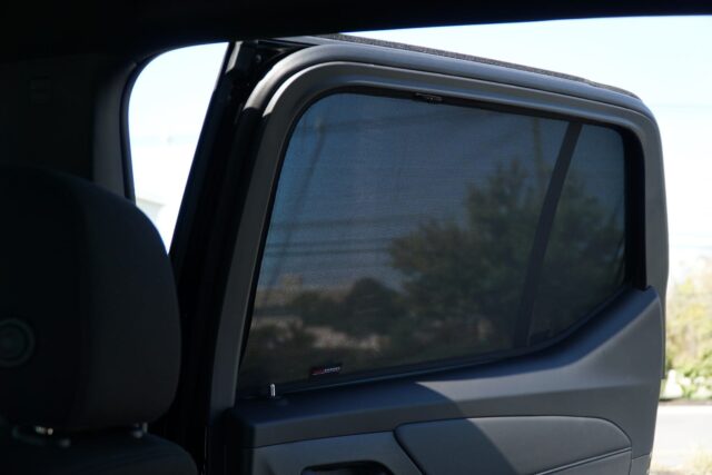 Chevrolet Traverse 2nd Generation Car Rear Window Snap Shades (2018 ...
