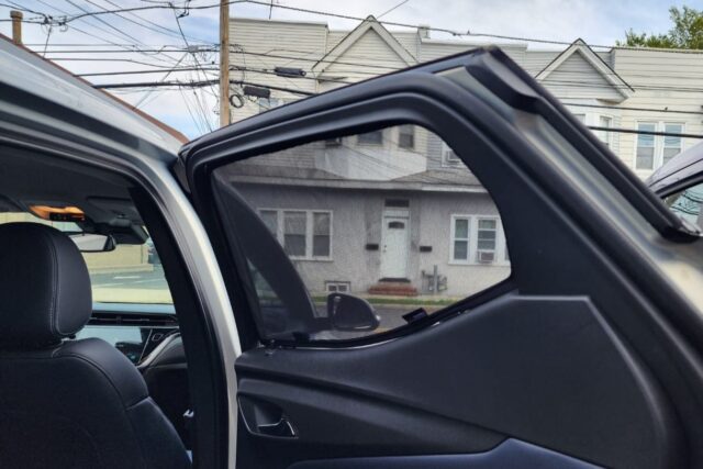 Chevrolet Bolt EUV Car Rear Window Snap Shades (2022-2023) - Roof Rack ...