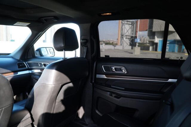 Ford Explorer 5th Generation Car Rear Window Snap Shades (U502; 2010 ...