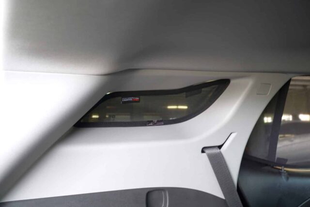 GMC Terrain 2nd Generation Port Window Snap Shades (2018-2024) - Roof ...