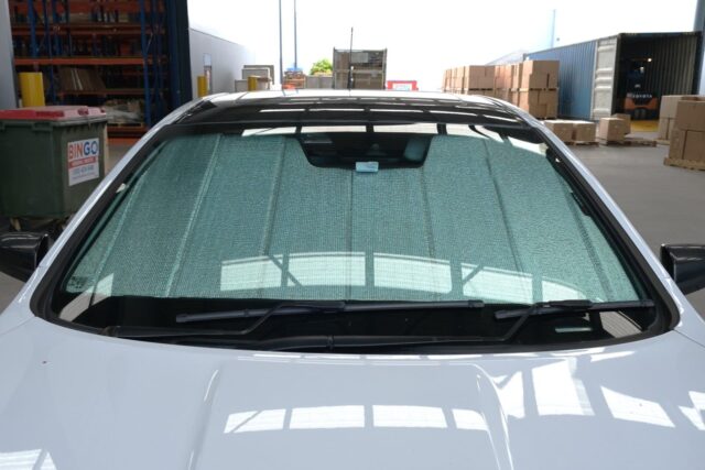 Holden Commodore/Calais Sedan/Wagon/Ute 4th Generation Front Windscreen ...