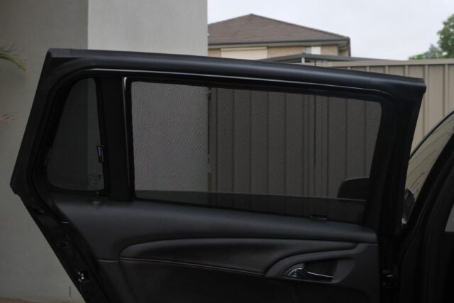 Holden Commodore/Calais Wagon 4th Generation Car Rear Window Snap ...