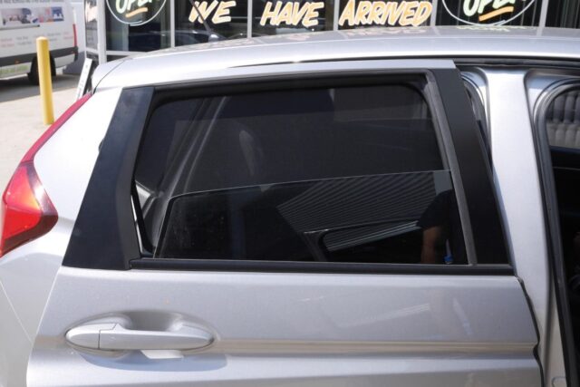 Honda Jazz/Fit Hatchback 3rd Generation Car Rear Window Snap Shades (GK ...