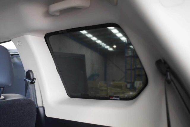 Mahindra Scorpio 2nd Generation Port Window Snap Shades (Z101; 2022 ...