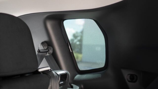 Mitsubishi Outlander 4th Generation Port Window Snap Shades (GN; 2021 ...