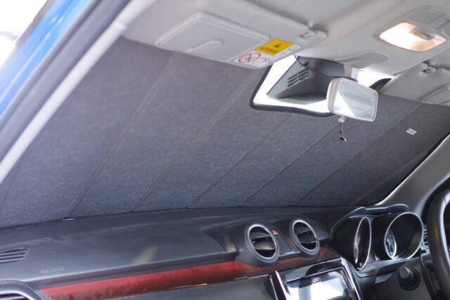 Suzuki Swift 3rd Generation Front Windscreen Sun Snap Shades (A2L; 2017 ...