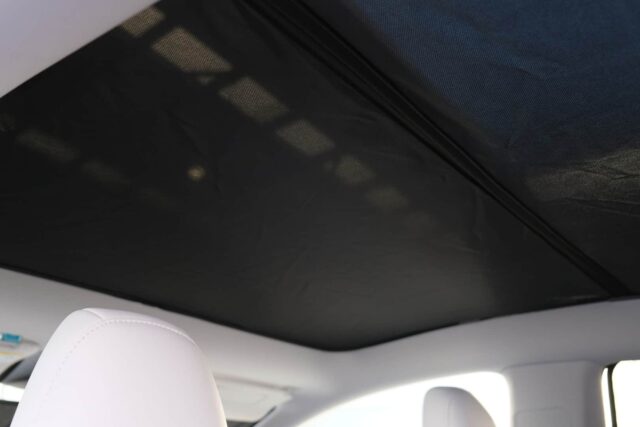 Tesla Model Y (Facelift) Panoramic Glass Snap Shades (2025-Present ...