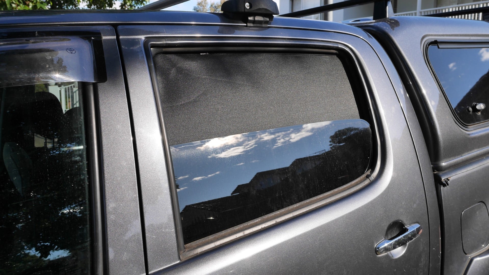 Toyota Hilux 7th Generation | TruckMasters OX Car Rear Window Snap ...