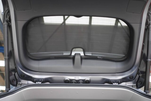 Toyota RAV4 5th Generation | Suzuki Across Rear Windscreen Snap Shades ...